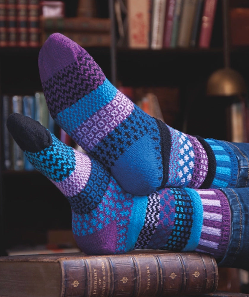Solmate Mismatched Crew Socks – Mary Walter